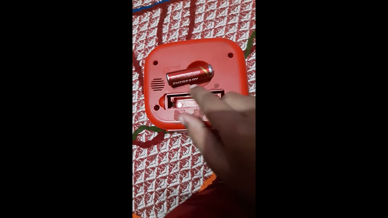 How To Put Cell In A Wall Clock YouTube How To Put Cell In A Wall Clock YouTube