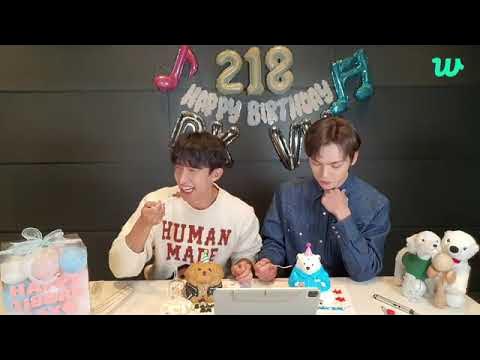 [ENG SUB ] SEVENTEEN WEVERSE LIVE || 218 BRO DAY SEVENTEEN WEVERSE LIVE [24.02.18] - YouTube