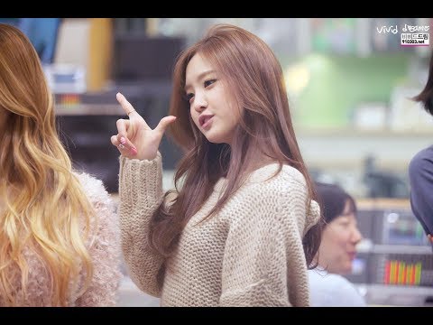 Apink Naeun reveals how hard to maintain her perfect body