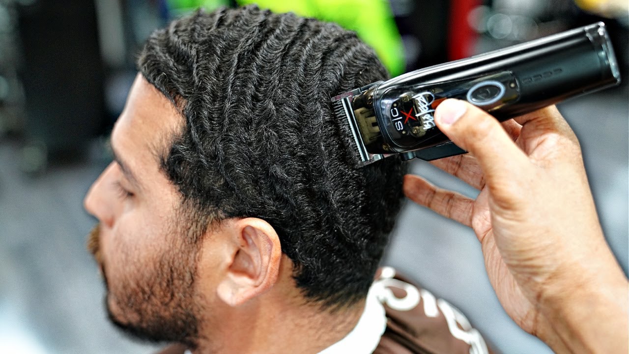 MASTERING YOUR LINEUP ON 360 WAVES HAIRCUT TUTORIAL: LOW TAPER - YouTube