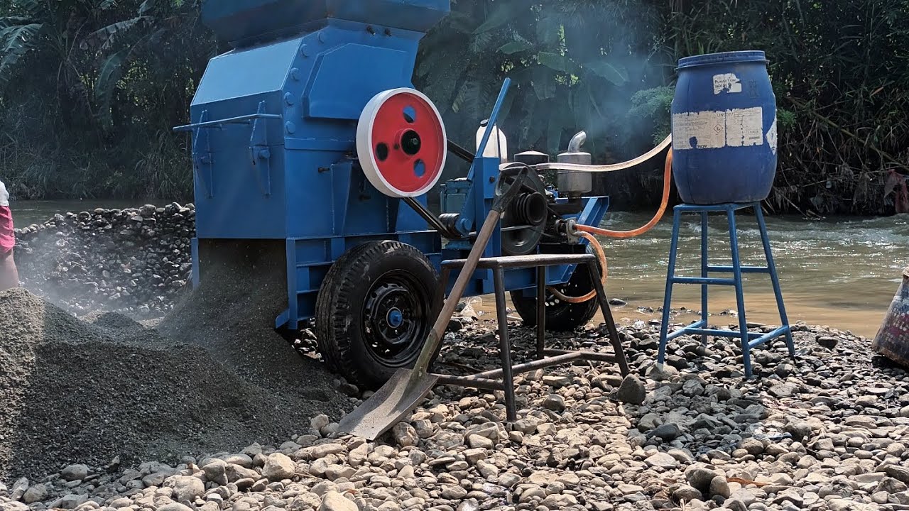 Mesin Giling Batu Untuk Pembuatan Paving Block - YouTube