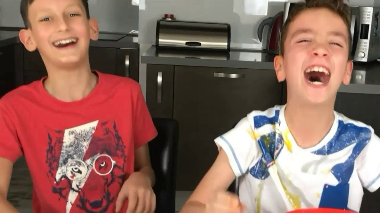 Andy studio is laughing egg - YouTube