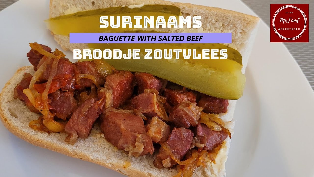 SURINAAMS BROODJE ZOUTVLEES. SRANAN BREDE SOWTOE METIE. BAGUETTE WITH ...