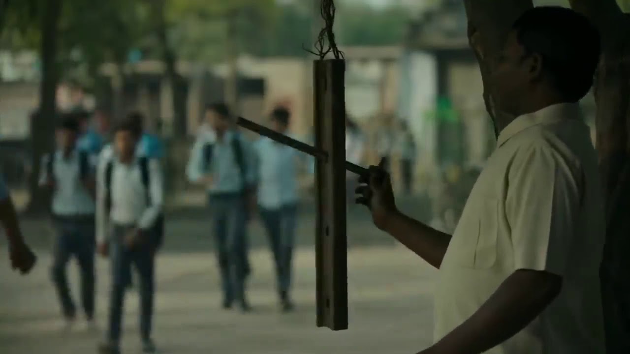 Paatal lok webseries best scene Hatoda tyagi best entry - YouTube