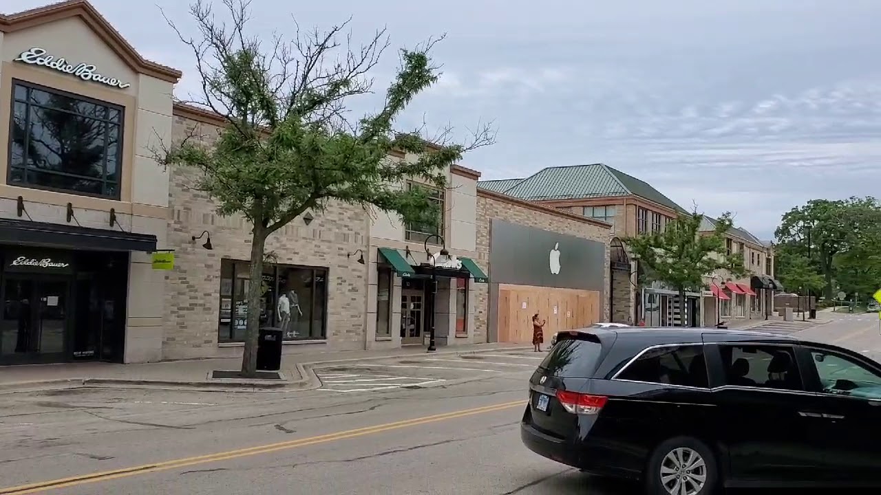 Downtown Naperville Remains Peaceful, Over Nationwide Protests - YouTube