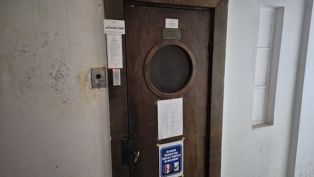 Amazing, well preserved and vintage Schindler single-speed elevator ...