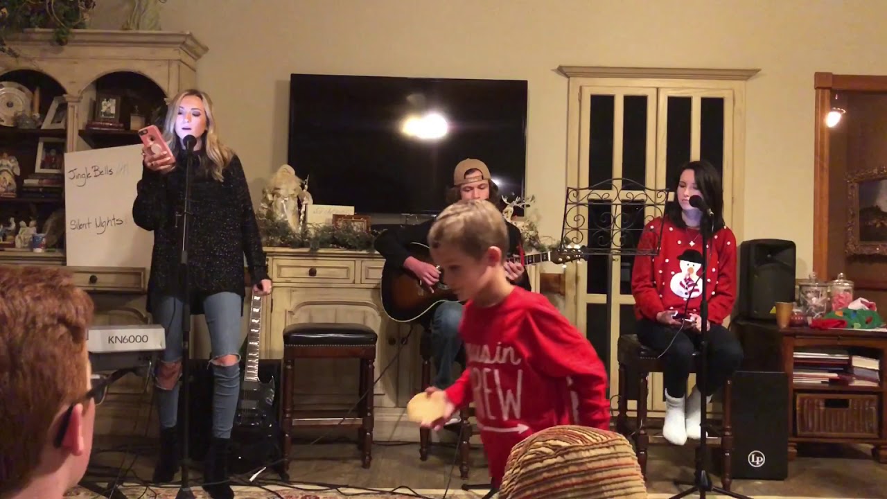 Macy, Ally, and Maddox Moore Sing Hallelujah - YouTube