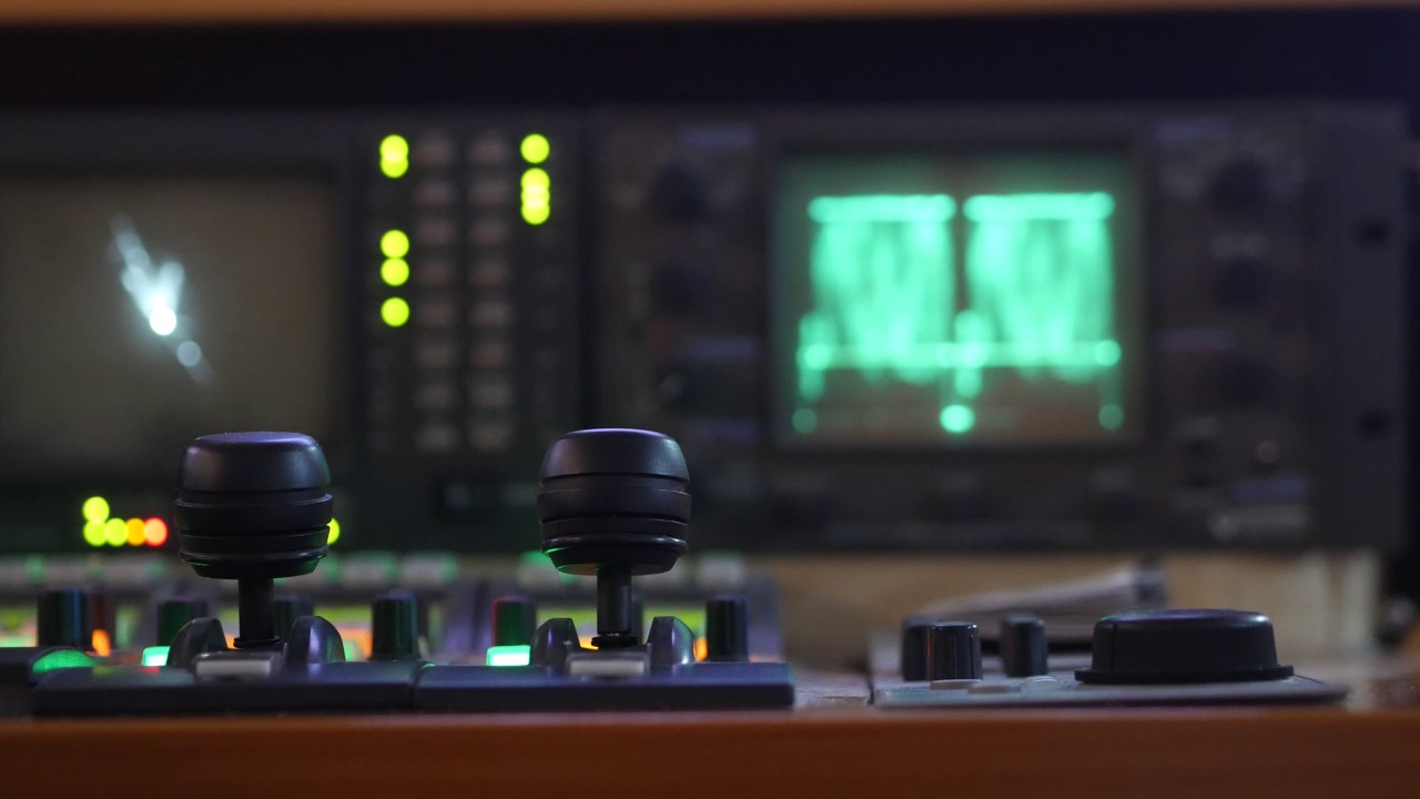 TV Studio Equipment 01 (Waveform Monitor) / Free Stock Footage (4K ...