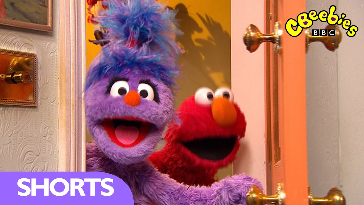 The Furchester Hotel: Phoebe's Key - CBeebies - YouTube