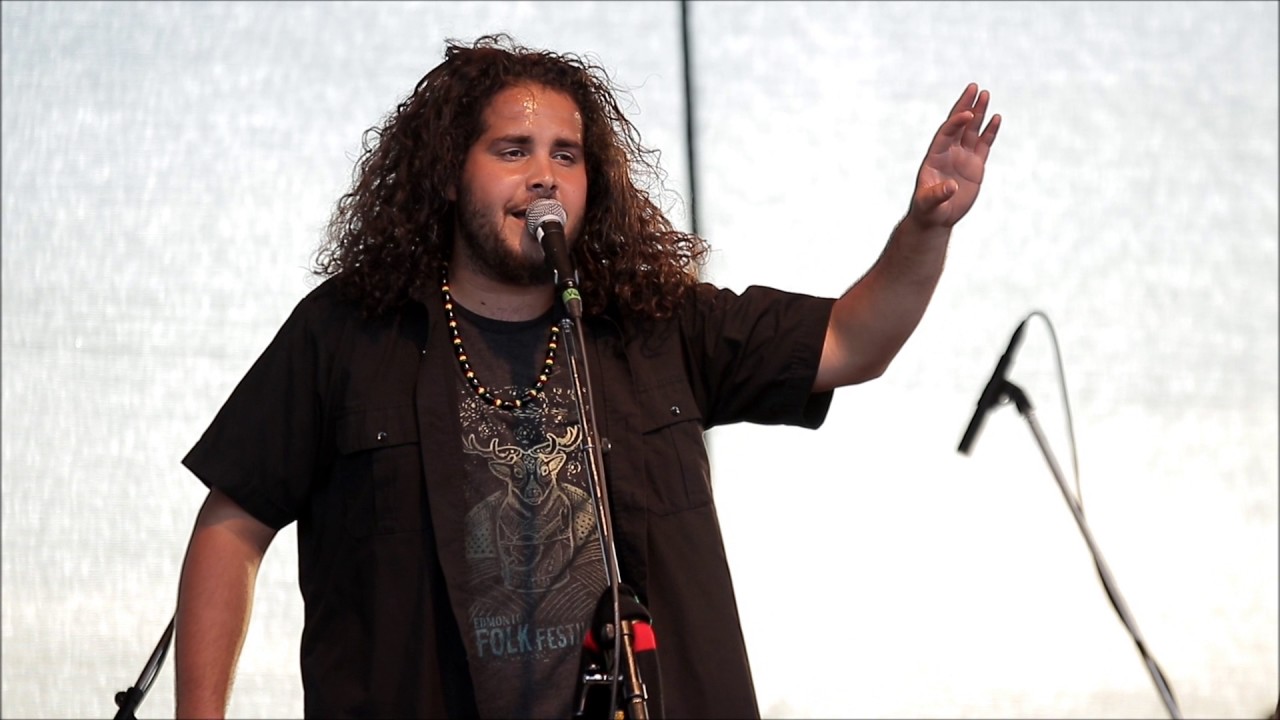 Caleb Hart & The Royal Youths Freestyling at Ship Point - YouTube