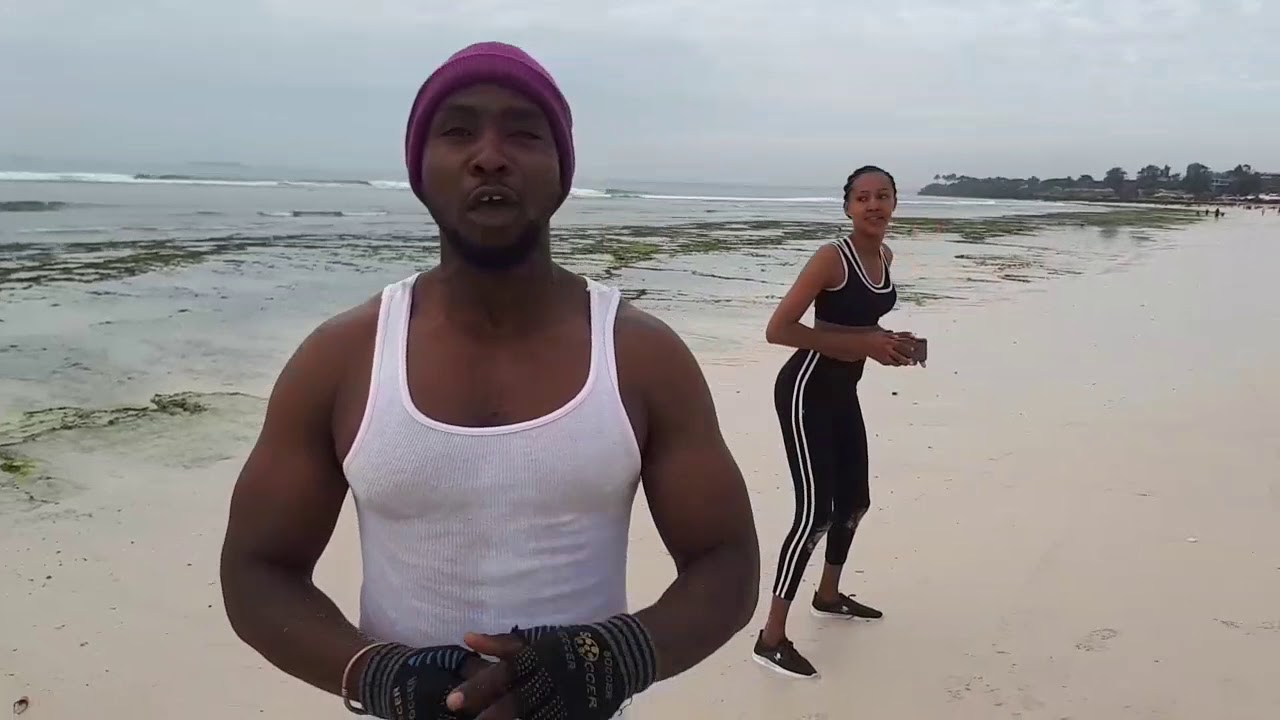 How to do Full body workout at the beach - YouTube