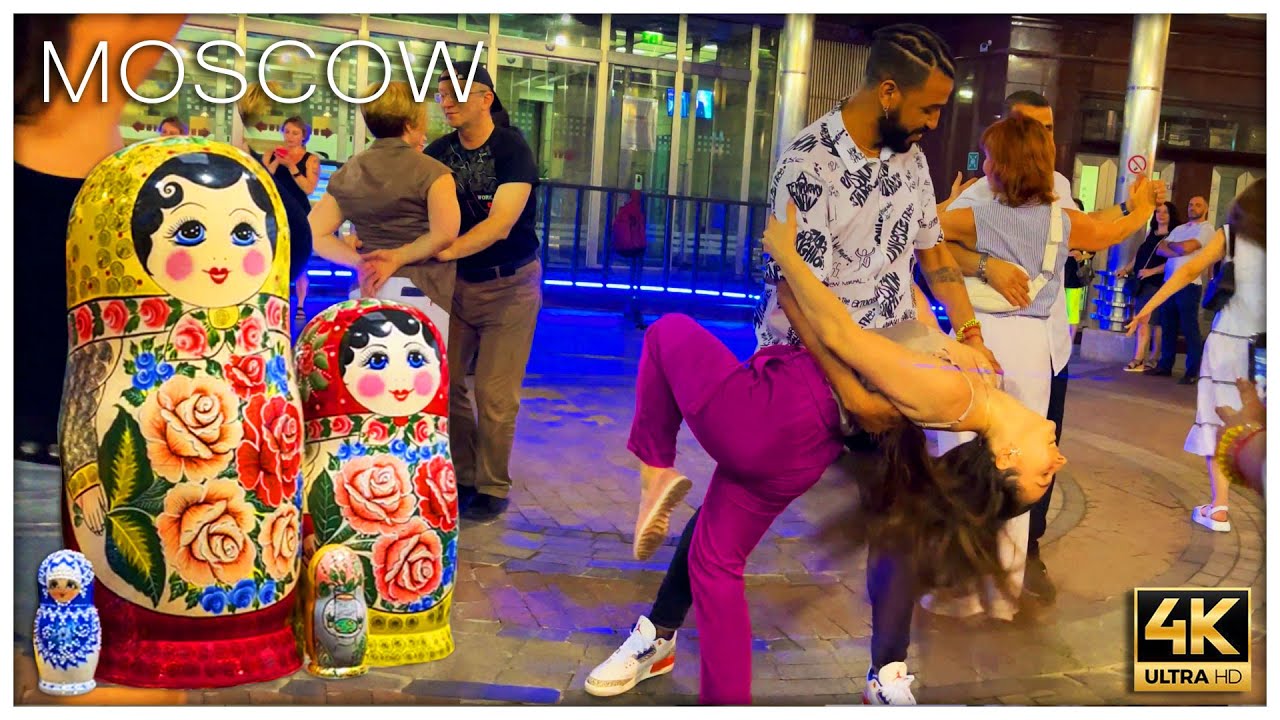 Matrioshka, Kartoshka and Singing Timoshka on Nikolskaya Street. Walking Tour Moscow 4K - YouTube