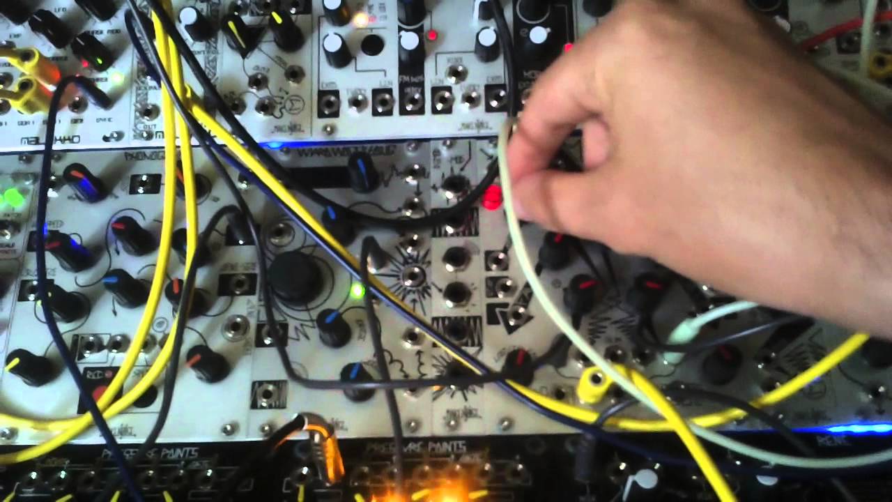 malekko wiard richter oscillator mkII sync - YouTube