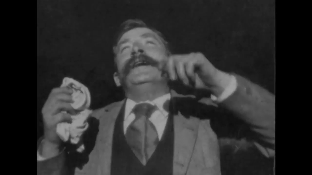 Fred Ott's Sneeze (1894) - YouTube