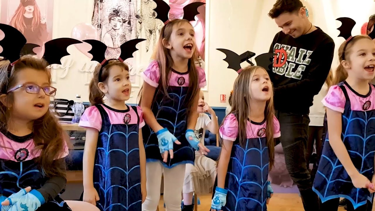 AMINTIRI de la PARTY de HALLOWEEN cu ERICA ms CHANNEL - YouTube