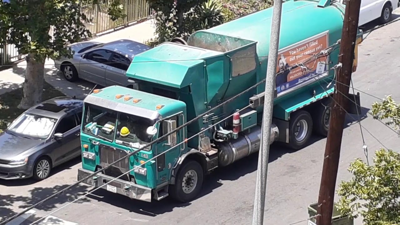 LABOS Peterbilt Amrep ASL - 36143 on yard waste - YouTube