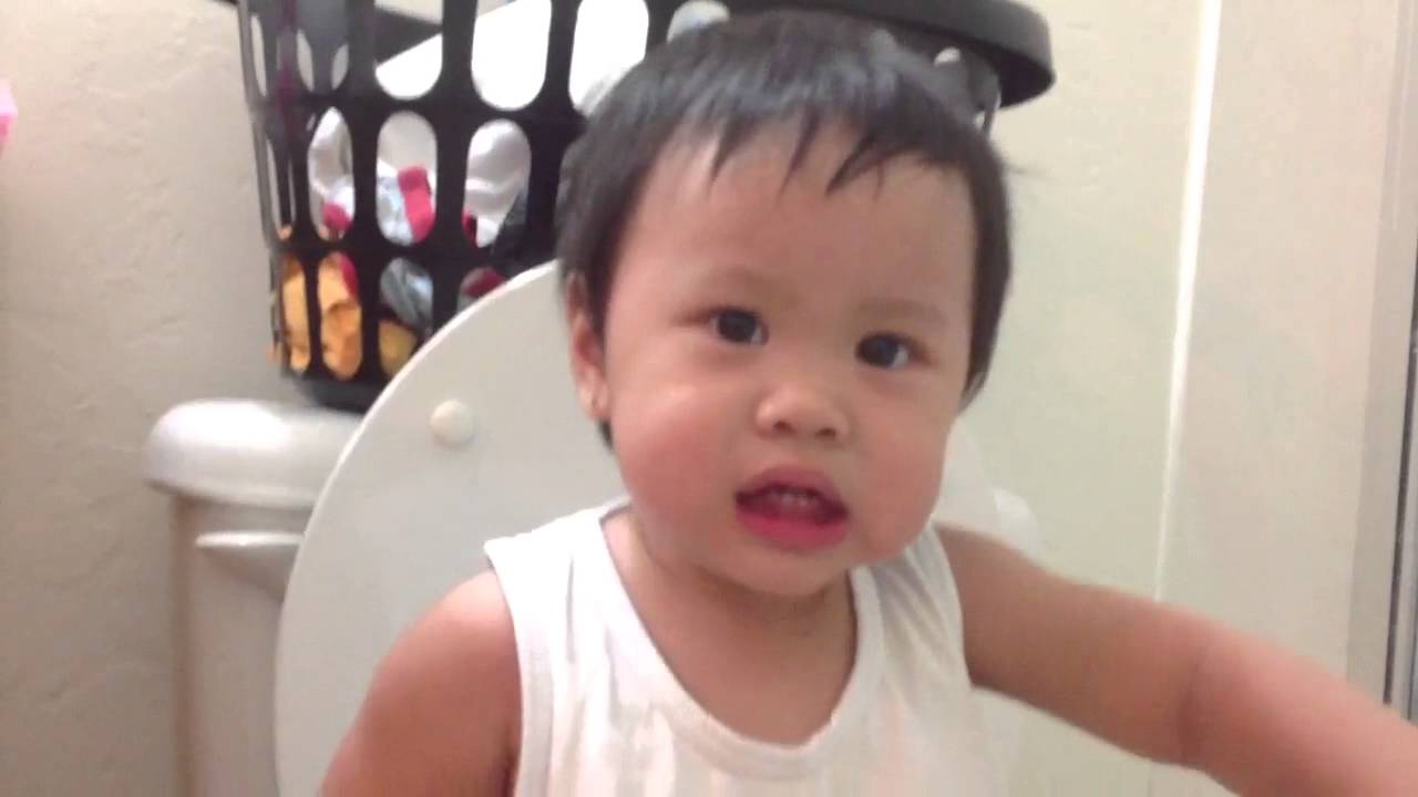 Emma tap noi - YouTube