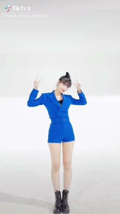 Momo - Kura Kura (Dance) - TWICE - YouTube