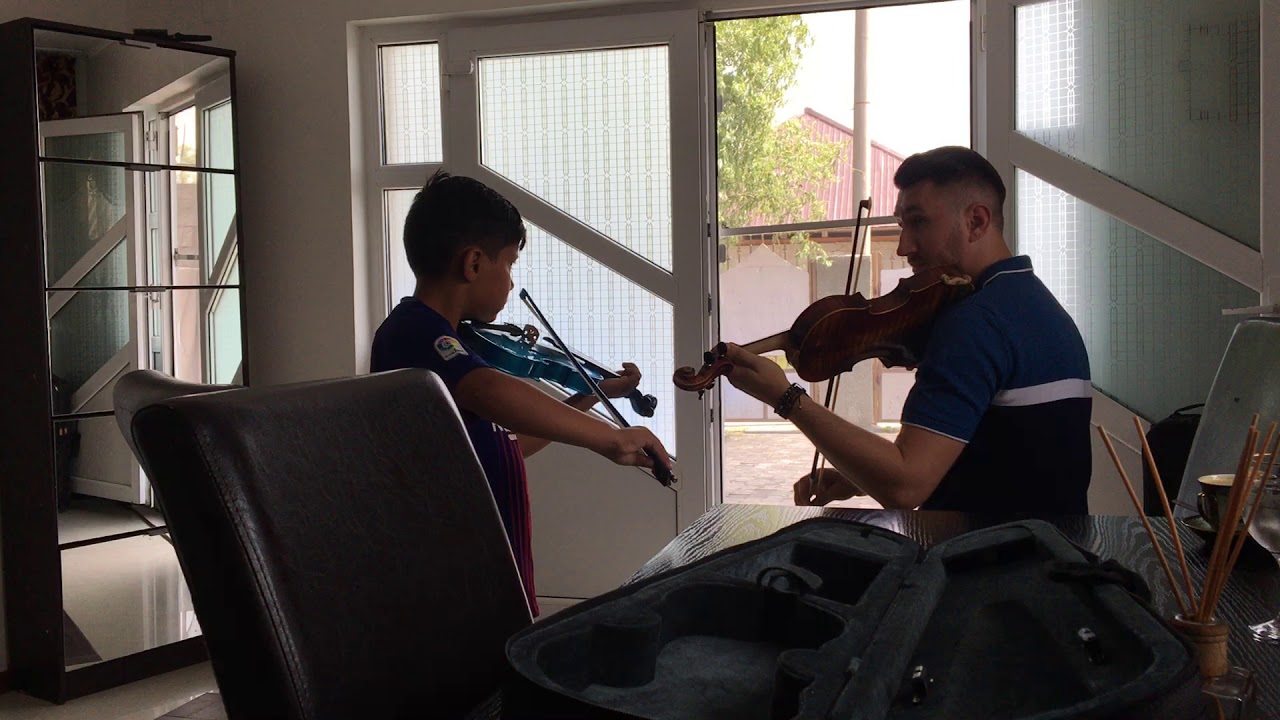 Eu cu profu - YouTube