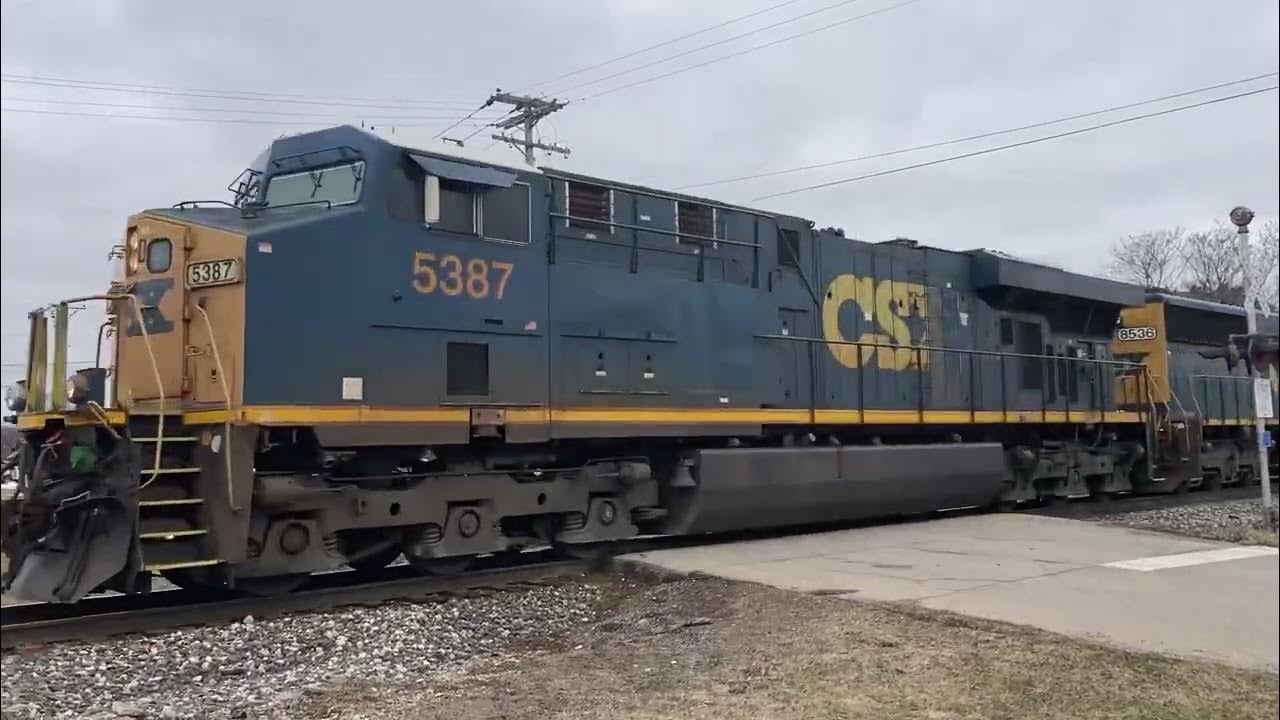 CSX M326 Holland Michigan 3/17/23 - YouTube