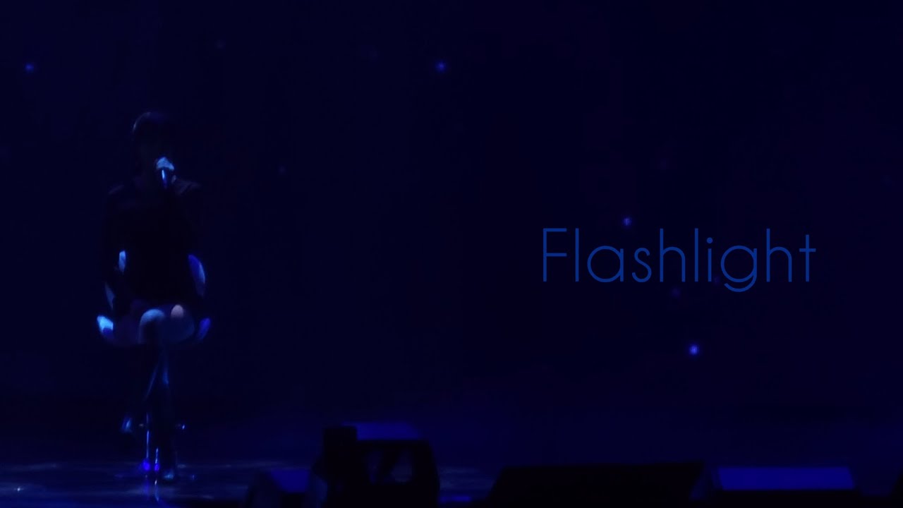 230708 IVE Fan Concert in Bangkok - Flashlight (Liz Focus) - YouTube