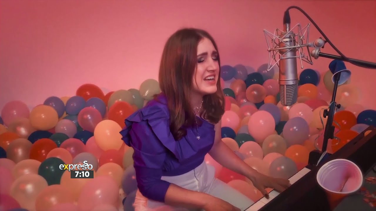 Julia Church gives a special performance of ‘Cups and Balloons’ - YouTube