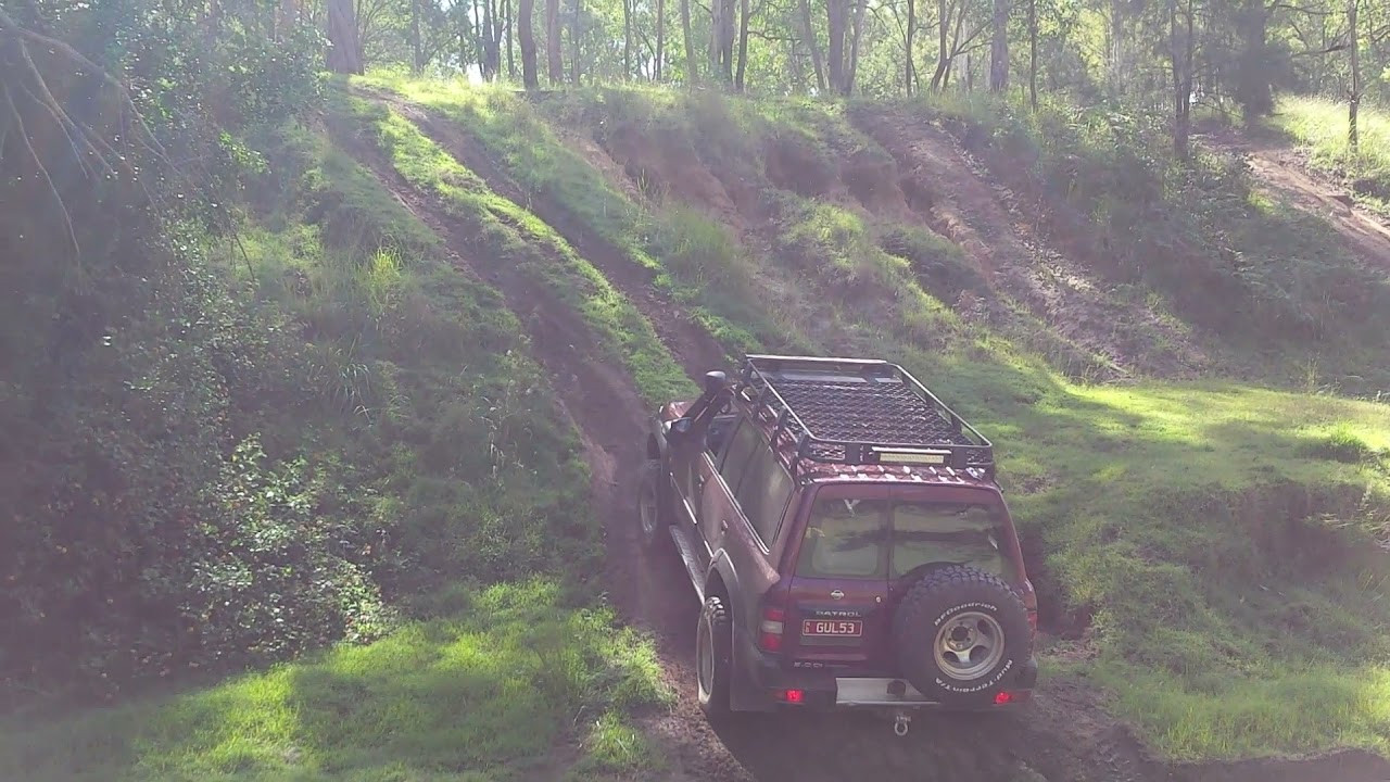 V8 Patrol LS3 6.2 6l80e auto. 3 inch exhaust! Landcruiser Park - YouTube