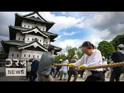 VIRAL VIDEO: Crowds Pull 360-Tonne Hirosaki Castle by Hand in Extraordinary Japan Operation | AA1B