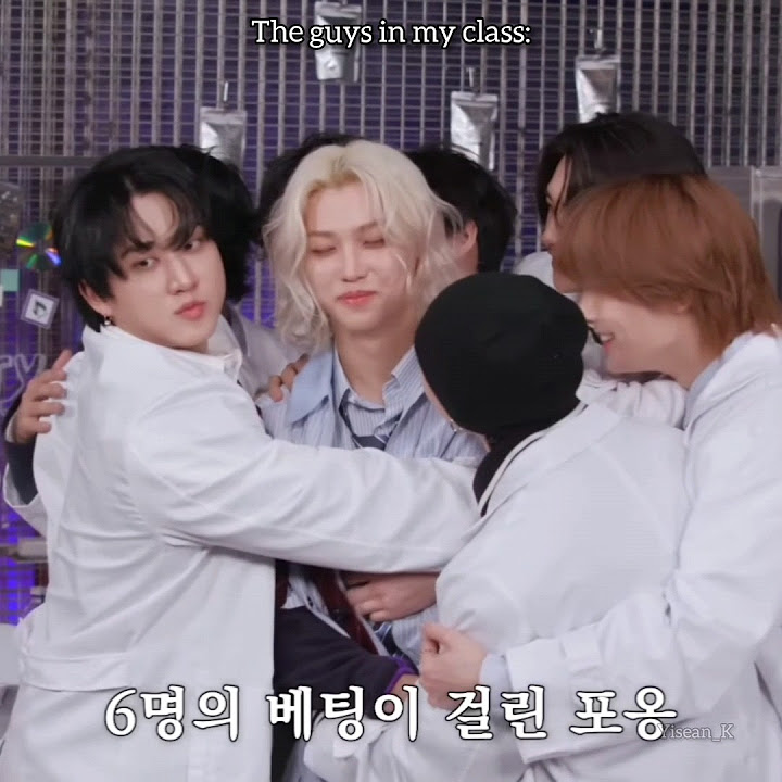 The guys in my class 🥲 #skz #straykids - YouTube