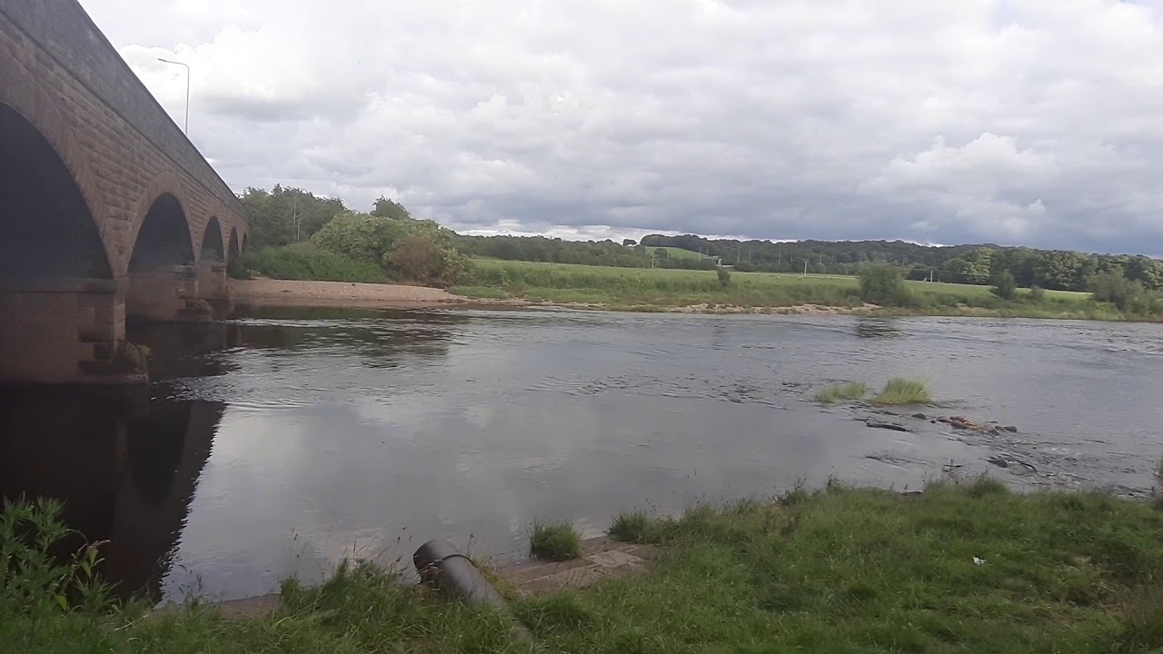 Ribble nr Samlesbury - YouTube