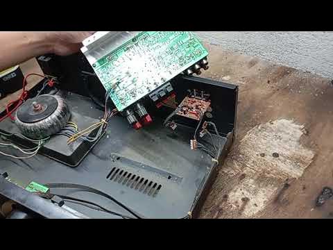 MASS AMPLIFIER DISTORTED RIGHT CHANNEL HOW TO REPAIR - YouTube