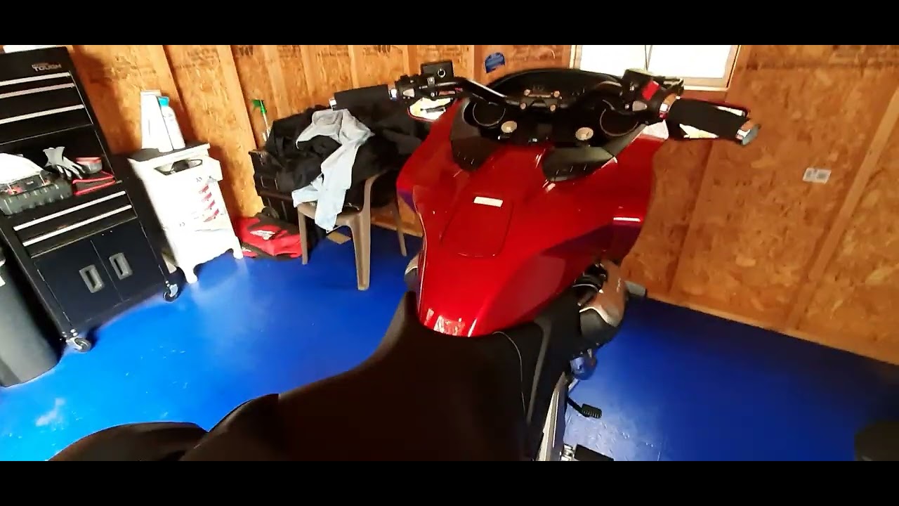 2014 Honda ctx1300-Big Red up close and personal - YouTube