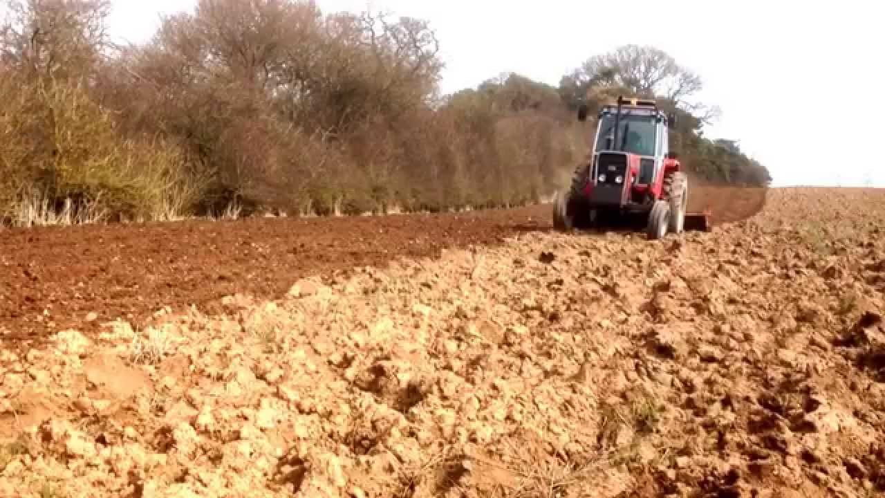 The 698T working hard power harrowing - YouTube