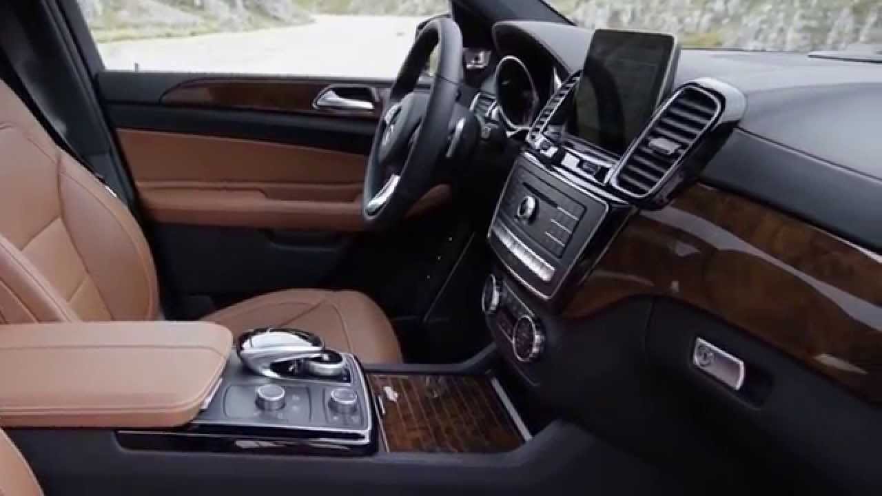 The new Mercedes-Benz GLS 350d - Interior Design | AutoMotoTV - YouTube