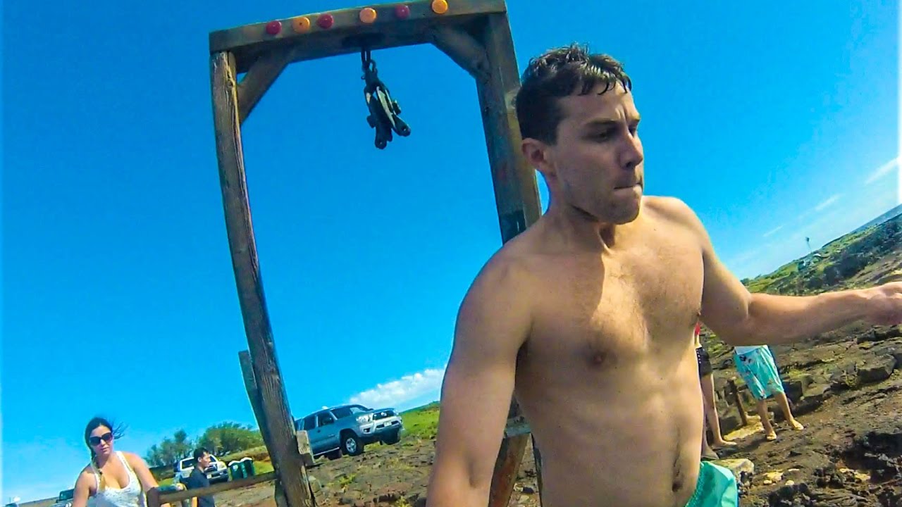 South Point Cliff Jumping / The Big Island - YouTube