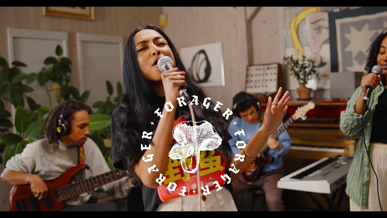 FORAGER - Fastest Alone [Live] - YouTube