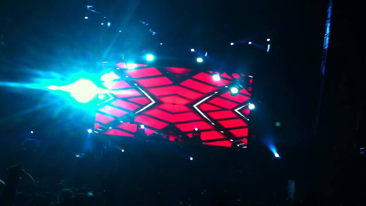 Skrillex - Kyoto @ UME South Padre Island 2012 - YouTube