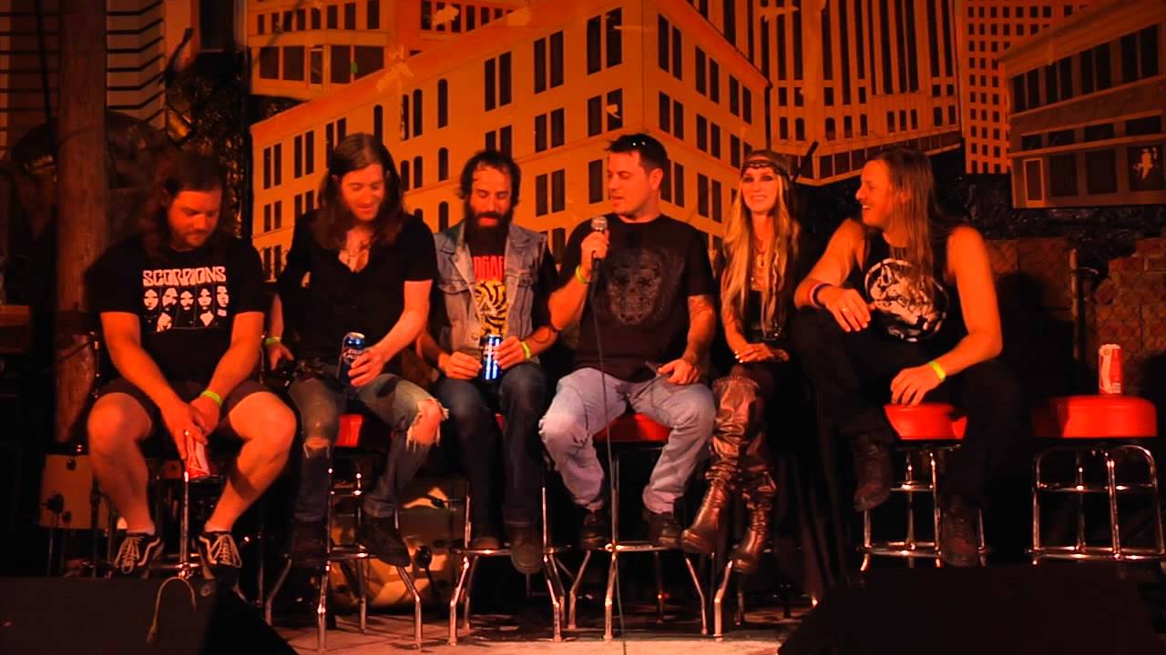 Jimmy Black of Music on 11 presents Huntress - YouTube
