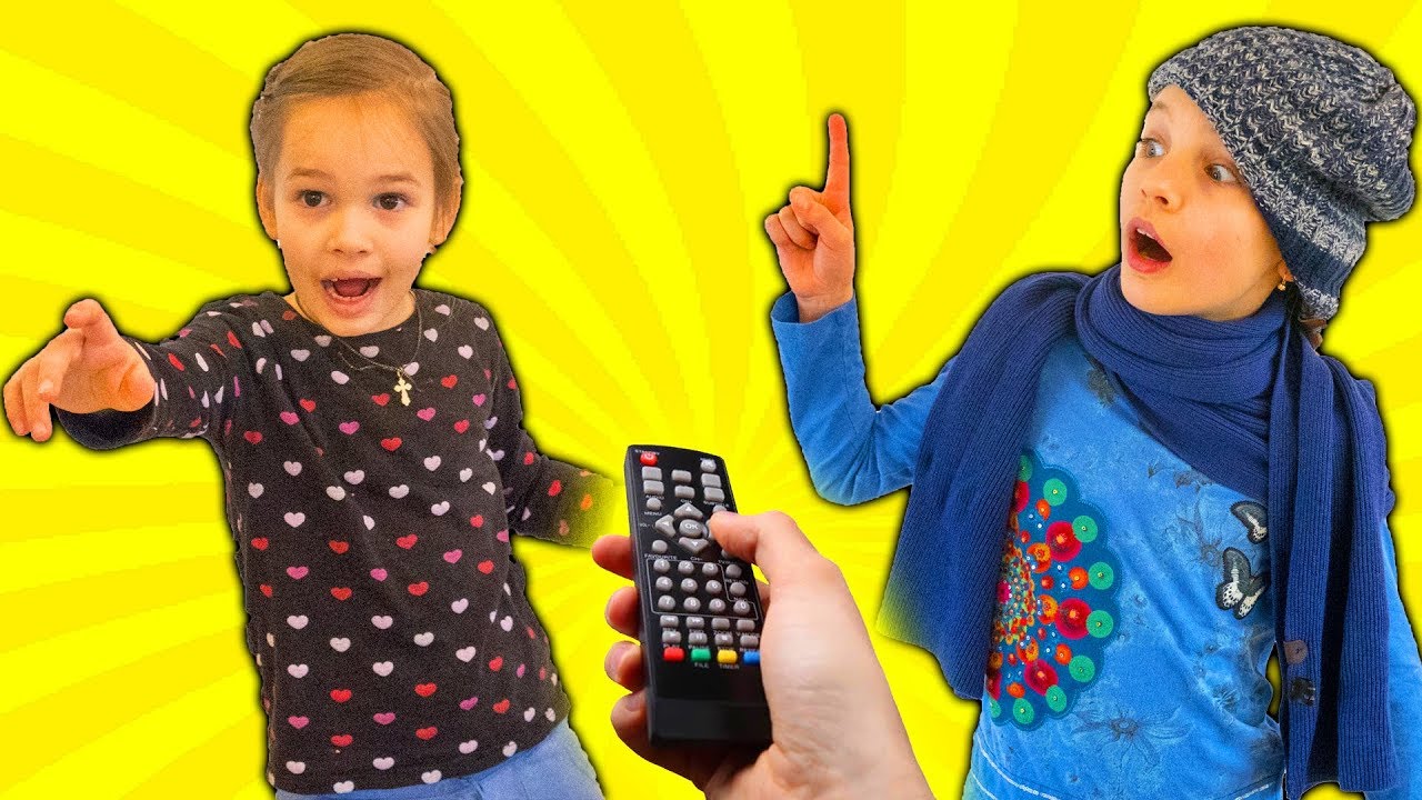 Amelia, Avelina and Akim have fun adventure with a magical remote ...