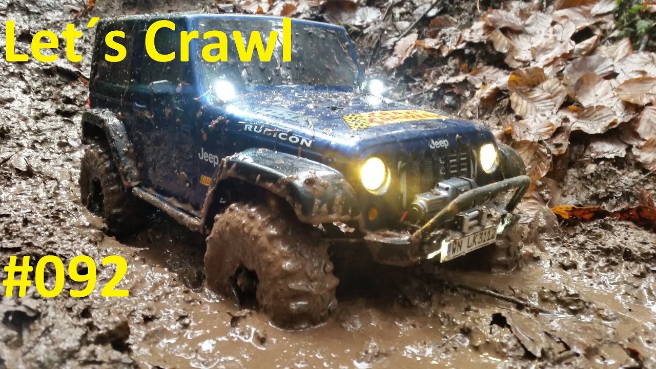 Axial SCX10 and Wraith mudding - YouTube