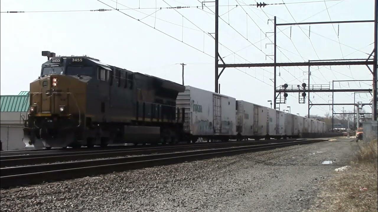 20190320 March 20 2019 PN W230 C39-8 GP9u GP30 CSX Q032 intermodal TPIX ET44AH mid DPU - YouTube
