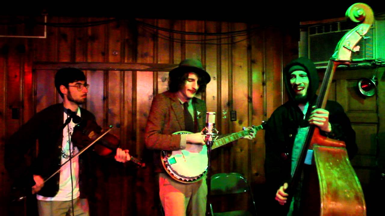 Johnny and The Apple Stompers play Riding on that New River Train at ...