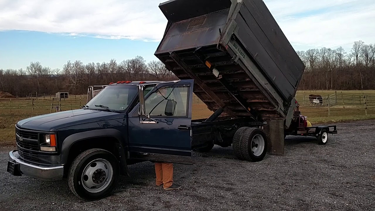 1998 Chevy C3500 HD Dump Truck with GIANT Leaf Vacuum Trailered - YouTube