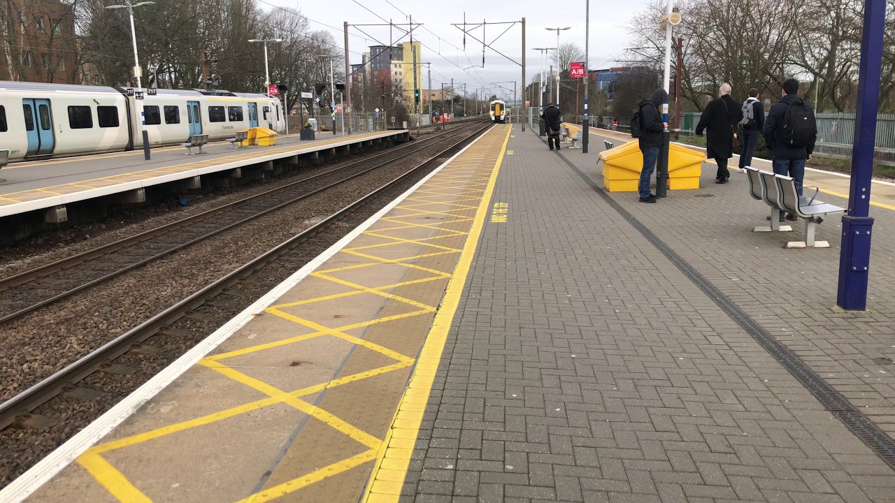 Great Northern British Rail Class 387 Electric Multiple Unit train ...