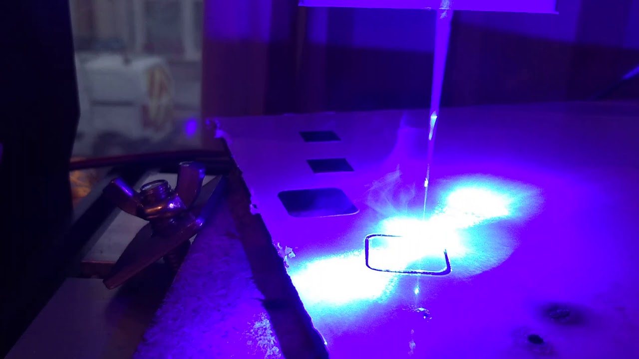Cnc taiere laser 5500mw 4mm acrilic - YouTube