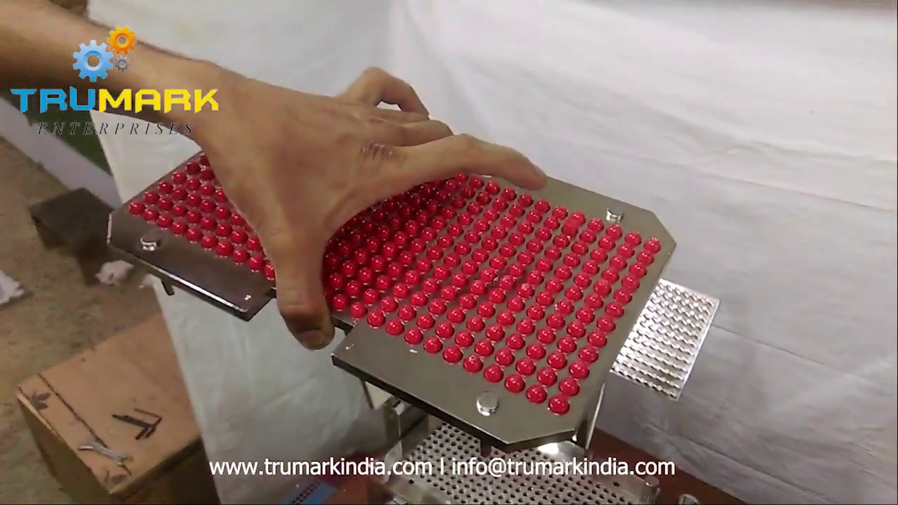 hand operated CAPSULE filling machine [with capsule loader] - YouTube