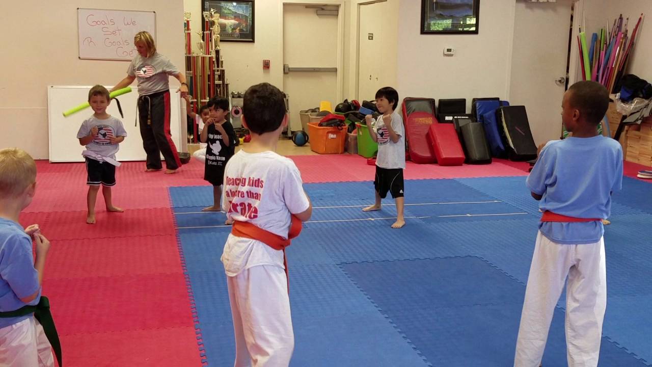 Bobby Leach Olympic Karate. The boys sparring. - YouTube
