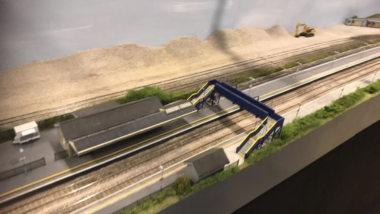 Swansea model railway show. - YouTube