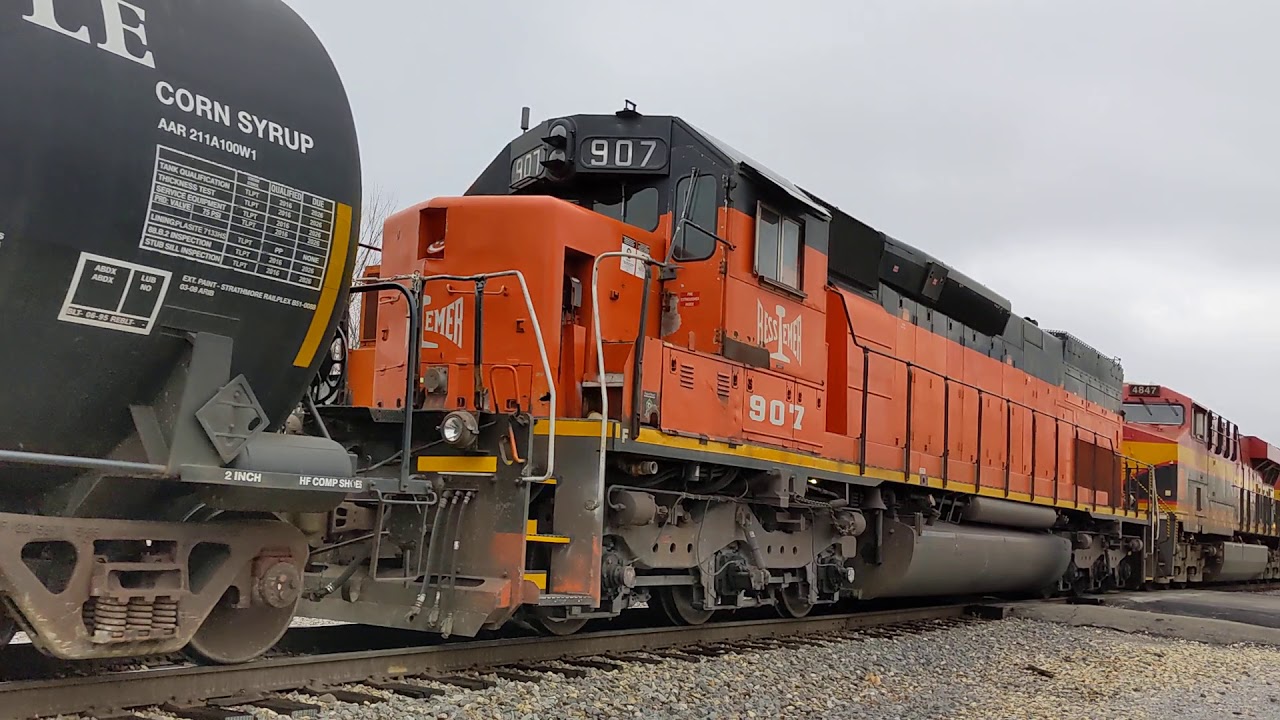 1/16/2021 - BLE SD40 Tunnel Motor 907 trails on CN A432 - YouTube