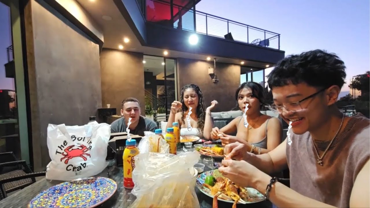 JasonTheWeen & Lacy Rizz Up Asain Baddies (SeaFood MukBang) - YouTube